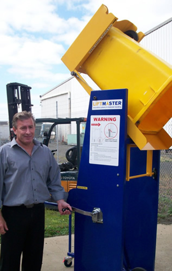 Rugged Manual Lifter : Manual Rugged Lifter : Manual Tipping Lifter ...