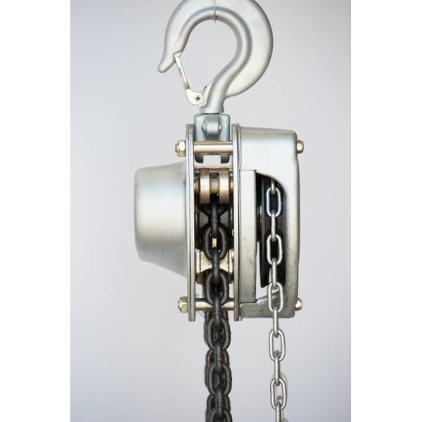 Chain Block - Chain Hoist 2000kg 3m | Material Handling Equipment ...